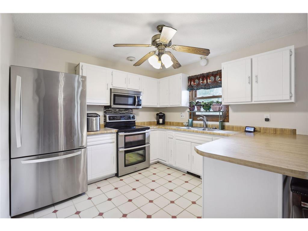 11922 192nd Avenue NW, Elk River, MN, 55330 | MLS: 6246283 | Edina Realty