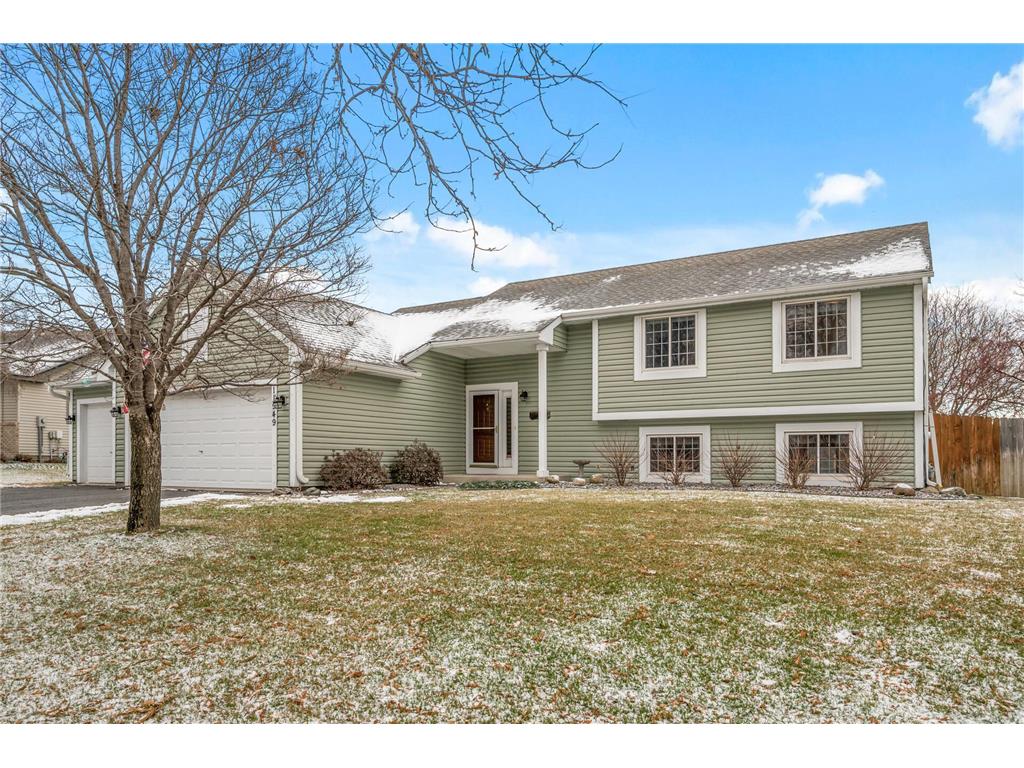 11949 Wedgewood Drive NW, Coon Rapids, MN, 55433 | MLS: 6470081 | Edina ...