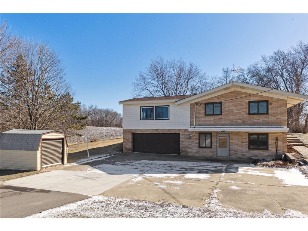 11980 County Road 24, Watertown Twp, MN, 55388 | MLS: 6494756 | Edina ...