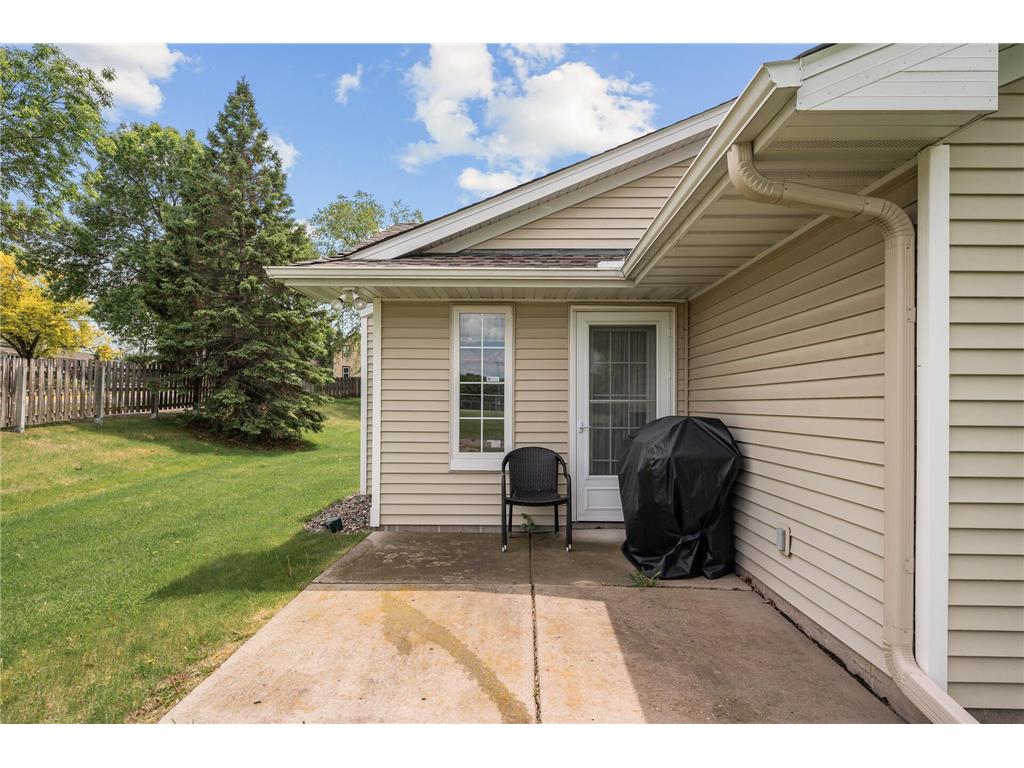 12 3rd Street NW, Saint Michael, MN, 55376 | MLS: 6724861 | Edina Realty