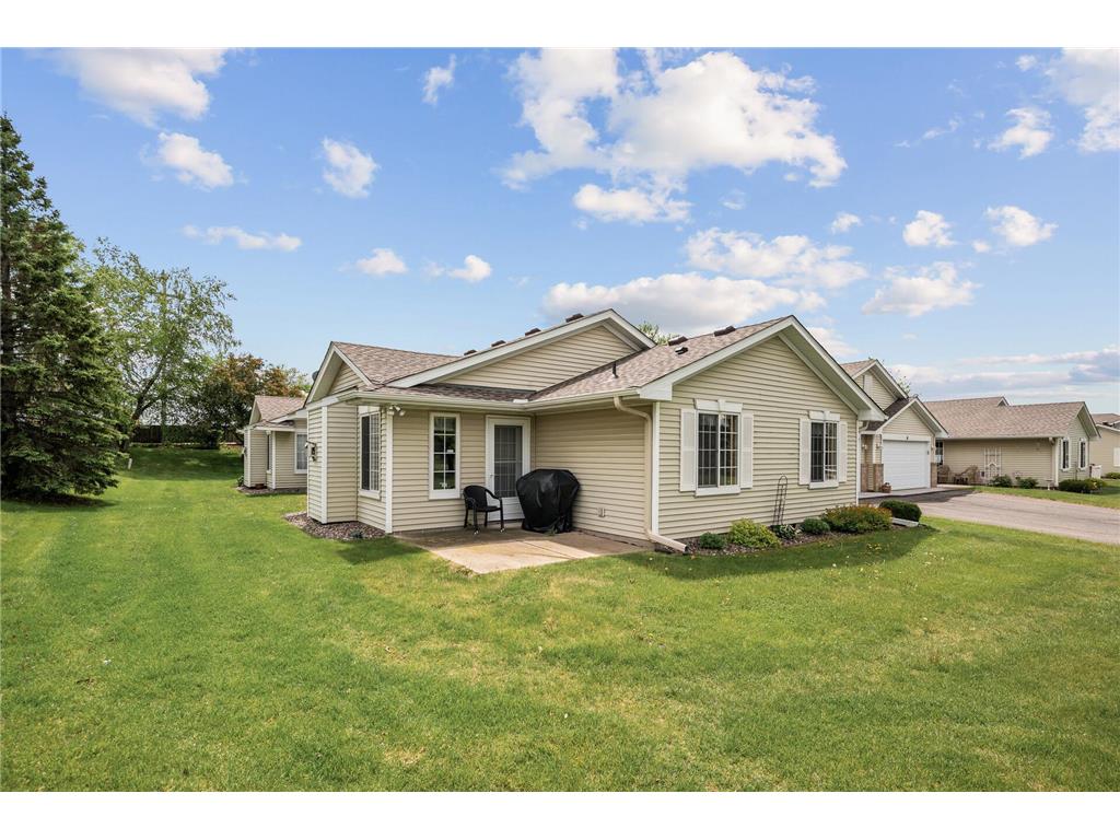 12 3rd Street NW, Saint Michael, MN, 55376 | MLS: 6724861 | Edina Realty