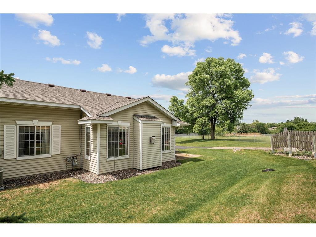 12 3rd Street NW, Saint Michael, MN, 55376 | MLS: 6724861 | Edina Realty