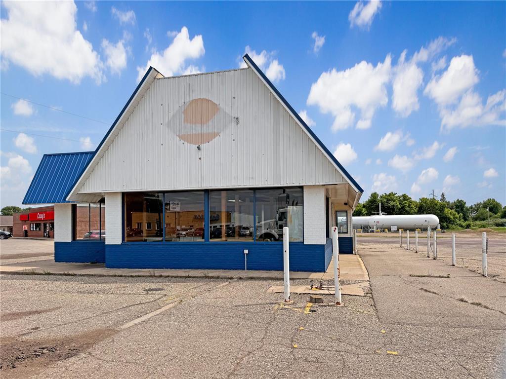 1201 Craig Avenue, Tracy, MN, 56175 | MLS: 6735152 | Edina Realty