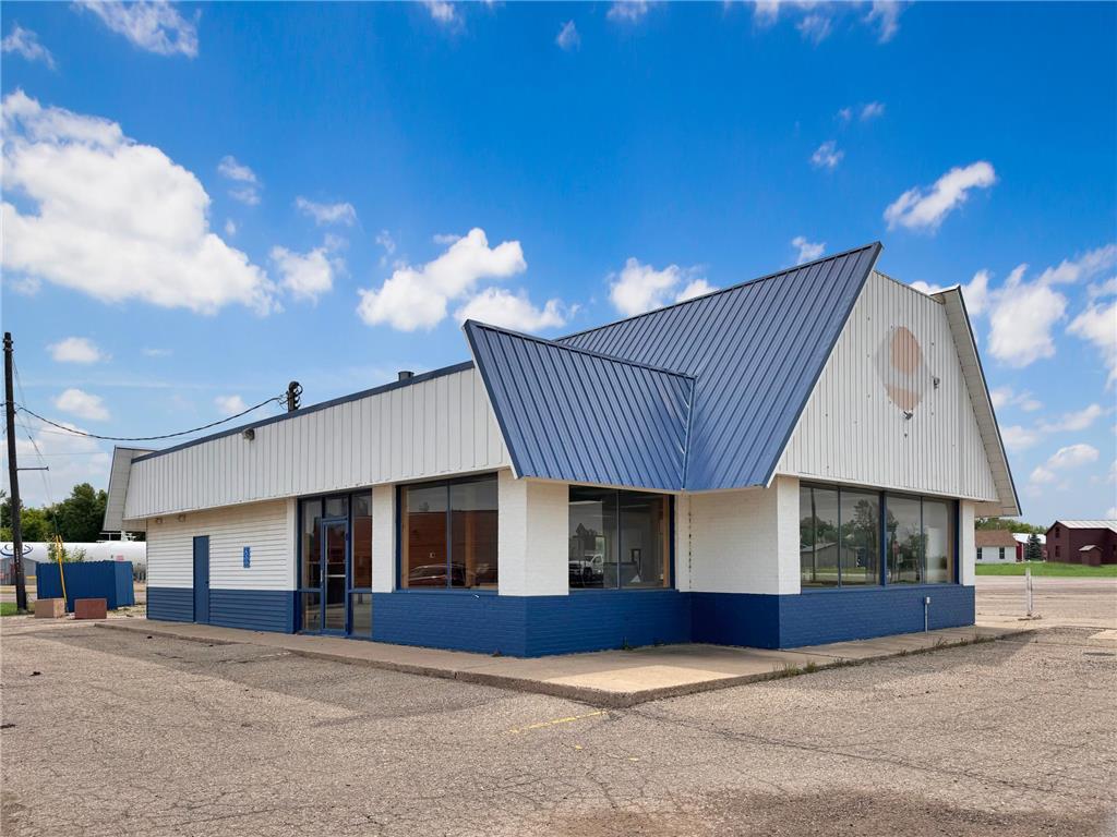 1201 Craig Avenue, Tracy, MN, 56175 | MLS: 6735152 | Edina Realty