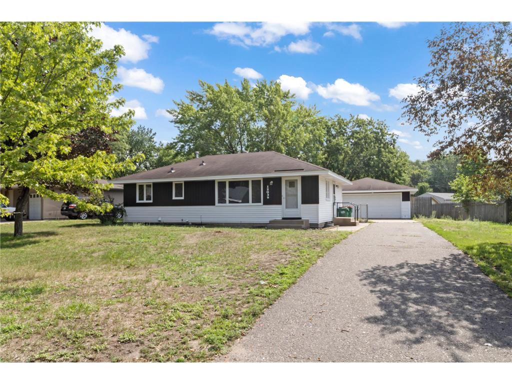 12039 Crocus Street NW, Coon Rapids, MN, 55433 | MLS: 6409069 | Edina ...
