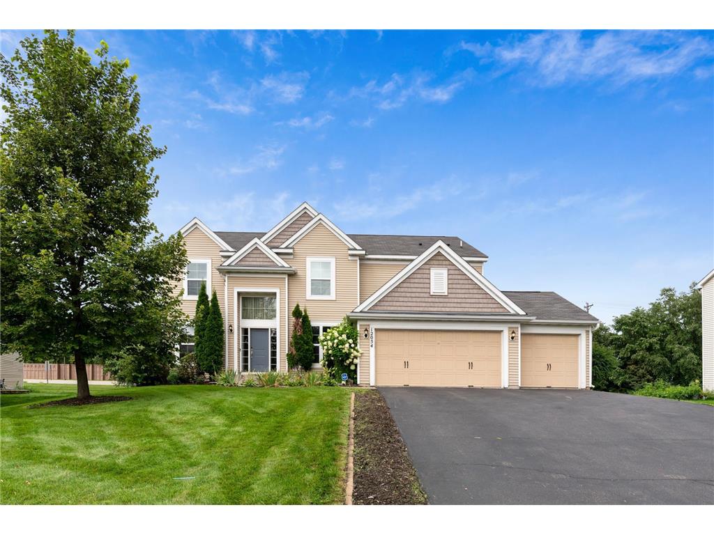 12054 3rd Street NE, Blaine, MN, 55434 | MLS: 6645034 | Edina Realty