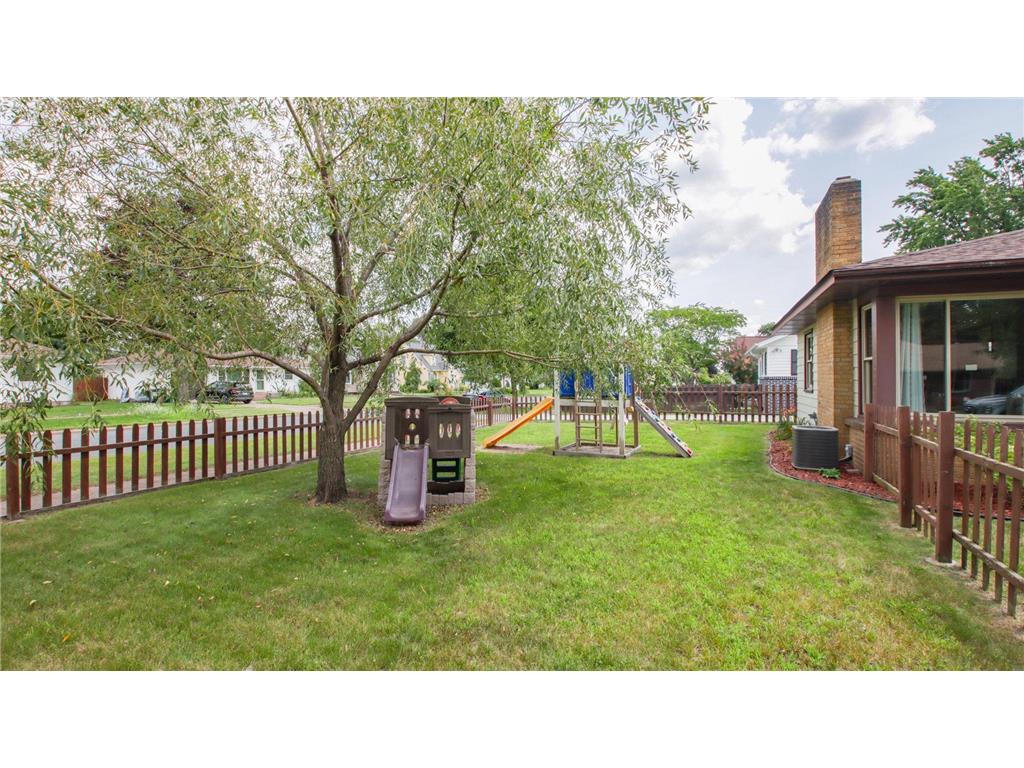 1207 Agnes Street, Eau Claire, WI, 54701 | MLS: 6572828 | Edina Realty