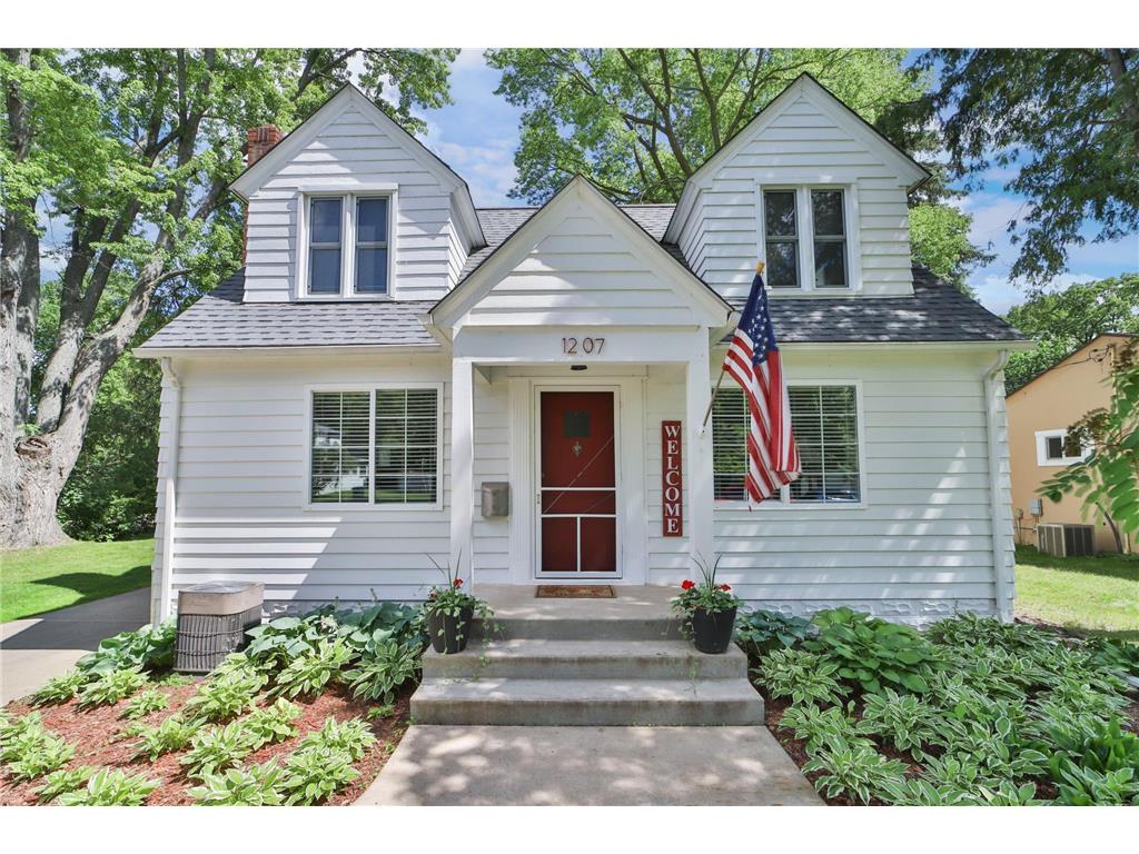 1207 Park Street, Brainerd, MN, 56401 | MLS: 6561863 | Edina Realty