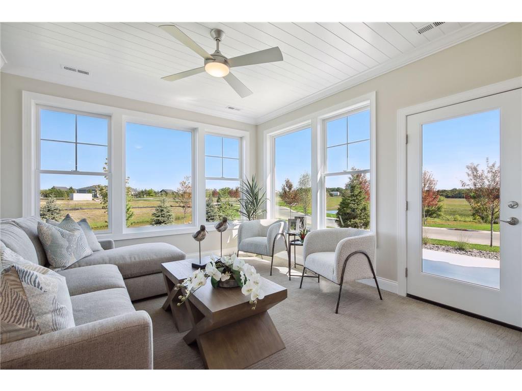 121 Lakeshore Circle, Waconia, MN, 55387 | MLS: 6340804 | Edina Realty