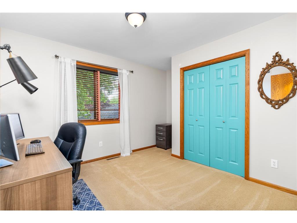 1212 Mill Creek Circle, Saint Cloud, MN, 56303 | MLS: 6726412 | Edina ...