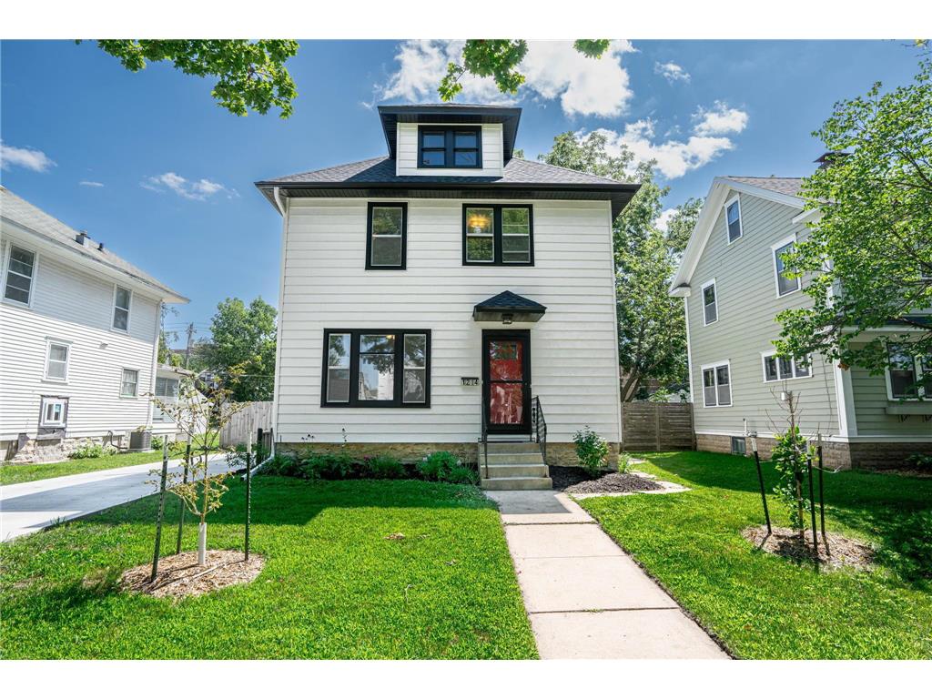 1214 Center Street W, Rochester, MN, 55902 | MLS: 6266339 | Edina Realty