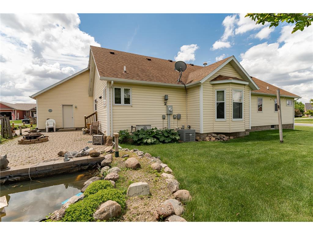 1218 6th Street NW, Dodge Center, MN, 55927 | MLS: 6731071 | Edina Realty