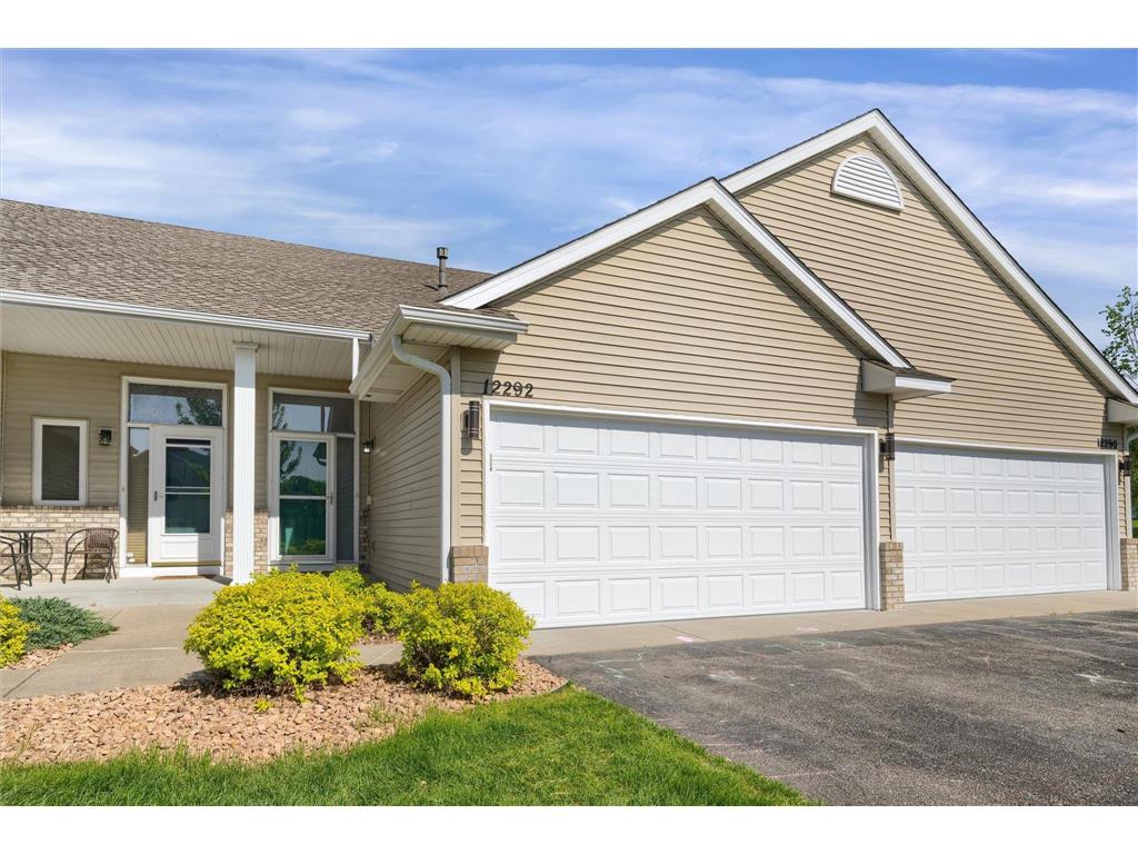 12292 Ash Drive, Rogers, MN, 55374 | MLS: 6532184 | Edina Realty
