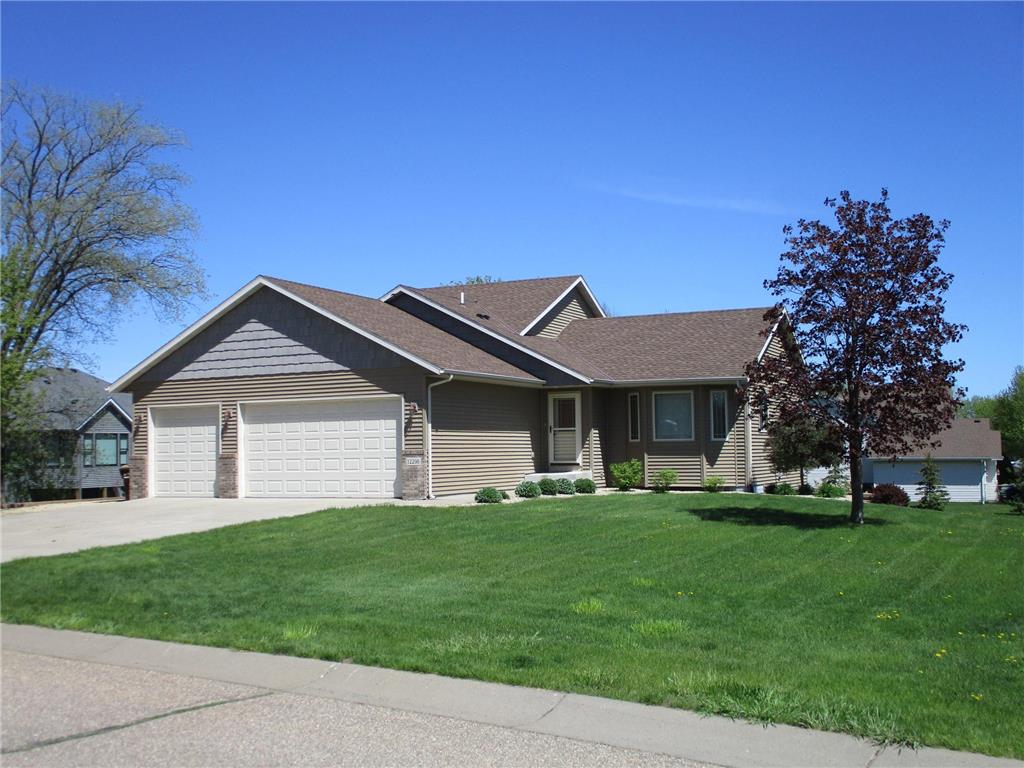 12298 Fletcher Drive, Rogers, MN, 55374 | MLS: 6528731 | Edina Realty