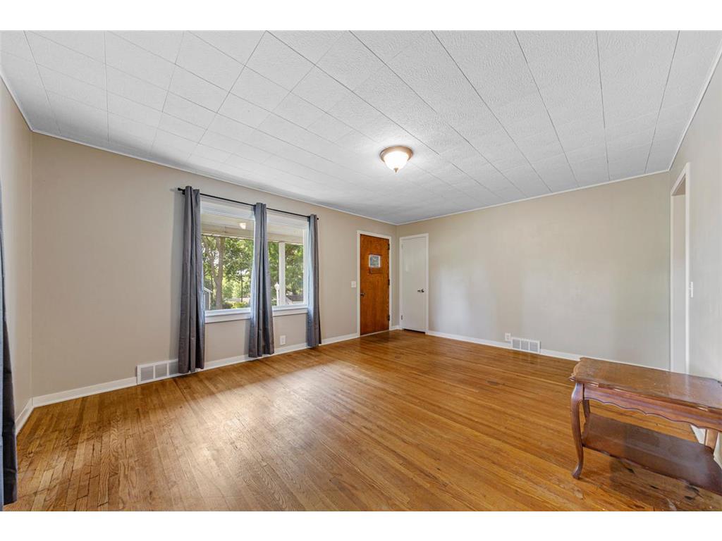 123 6th Avenue SW, Faribault, MN, 55021 | MLS: 6782040 | Edina Realty