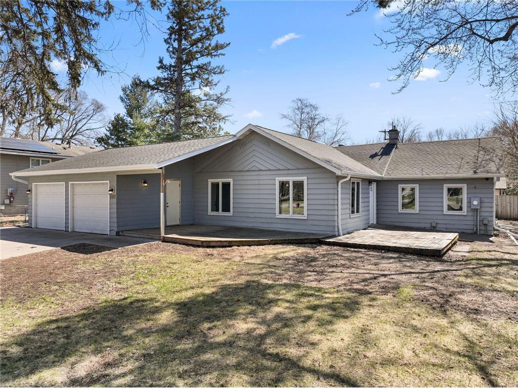 1233 85th Avenue N, Brooklyn Park, MN, 55444 | MLS: 6701093 | Edina Realty