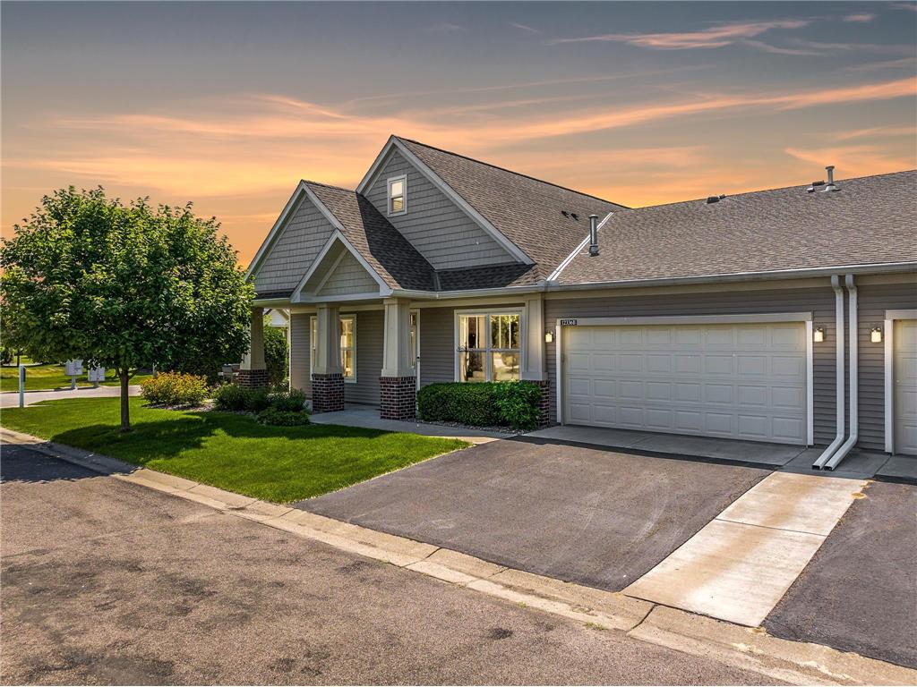 12336 Yancy Circle NE #B, Blaine, MN, 55449 | MLS: 6387008 | Edina Realty