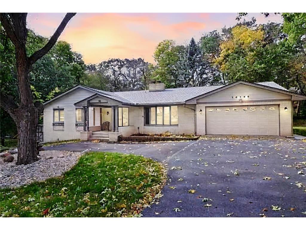 12368 James Road, Minnetonka, MN, 55343 | MLS: 6490382 | Edina Realty