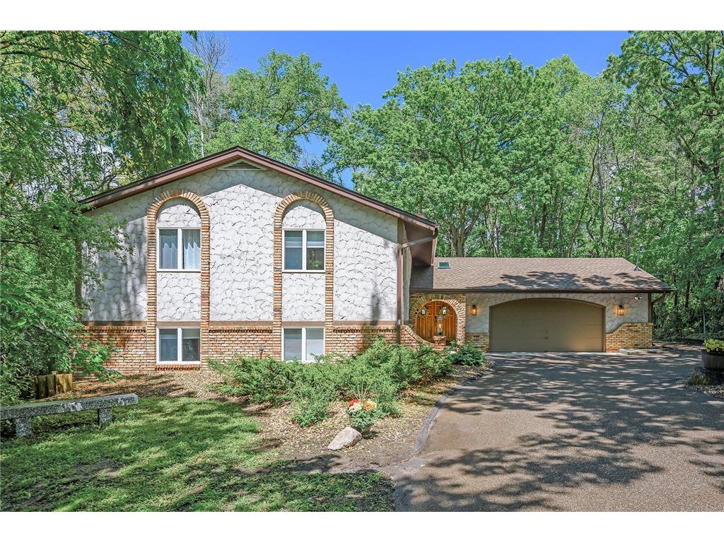 12404 12th Avenue N, Plymouth, MN, 55441 | MLS: 6544529 | Edina Realty