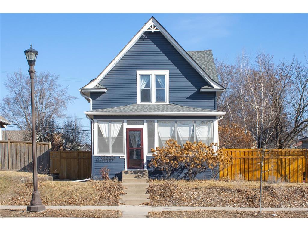1243 Randolph Avenue, Saint Paul, MN, 55105 | MLS: 6673997 | Edina Realty