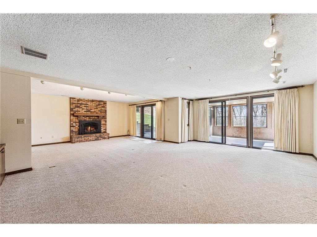 1249 19th Avenue NE, Rochester, MN, 55906 | MLS: 6514869 | Edina Realty