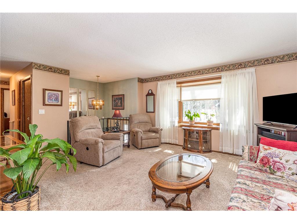 125 210th Lane NW, Oak Grove, MN, 55011 | MLS: 6504895 | Edina Realty