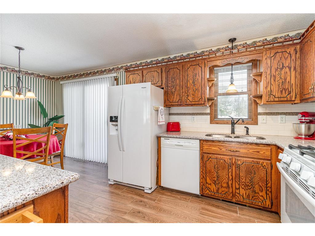 125 210th Lane NW, Oak Grove, MN, 55011 | MLS: 6504895 | Edina Realty