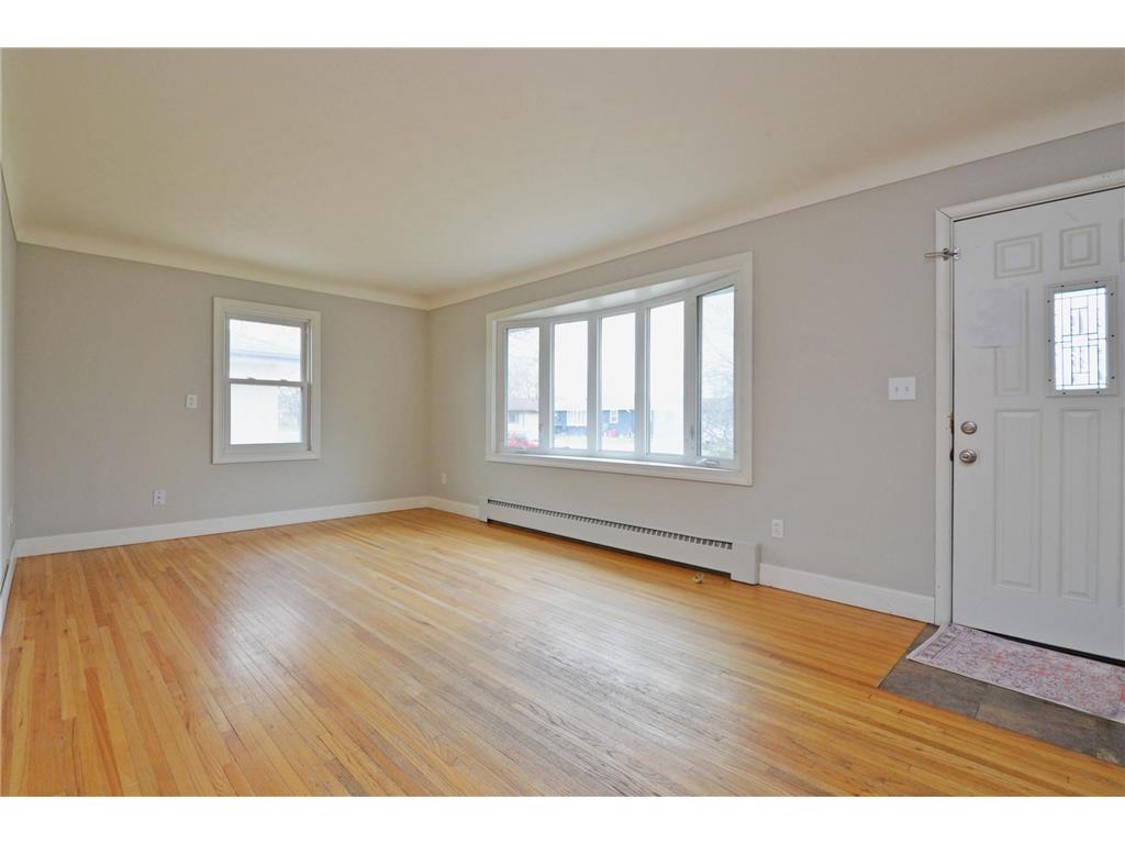 125 Ash Street E, South Saint Paul, MN, 55075 | MLS: 6523782 | Edina Realty