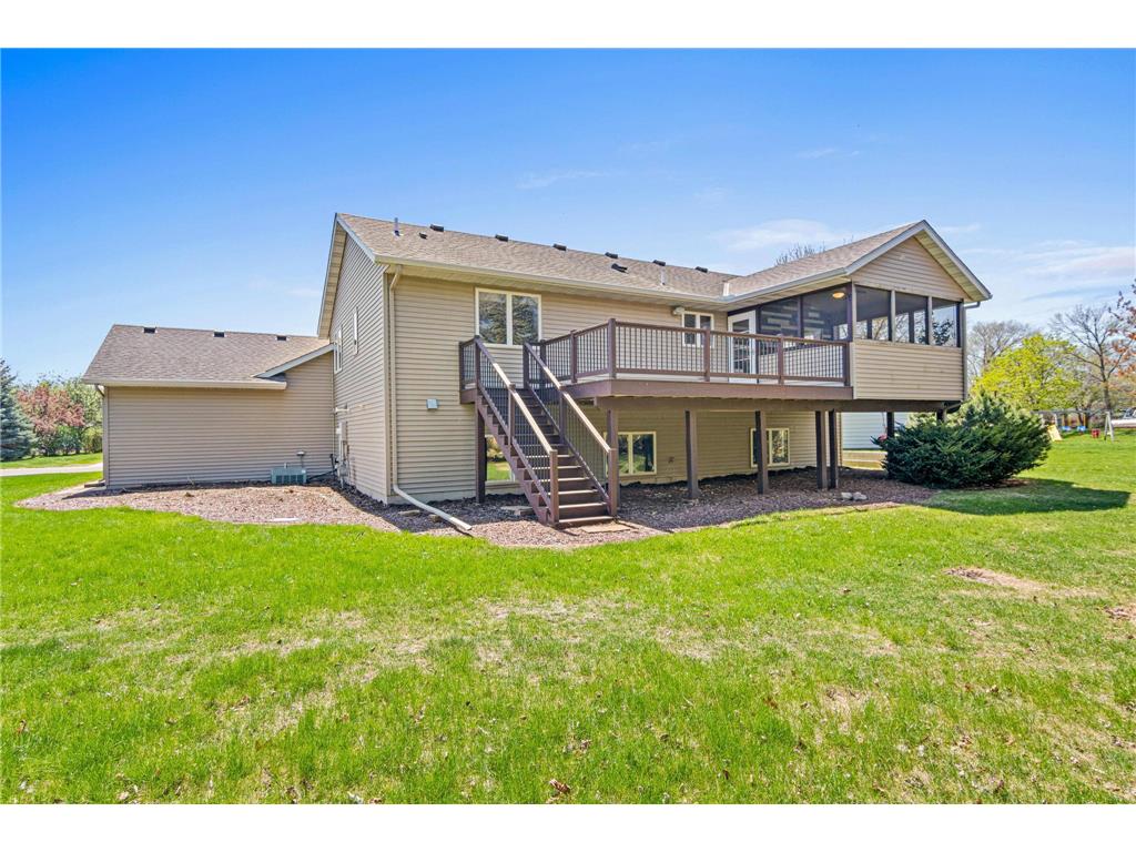 125 Cedar Drive S, Lester Prairie, MN, 55354 | MLS: 6751045 | Edina Realty