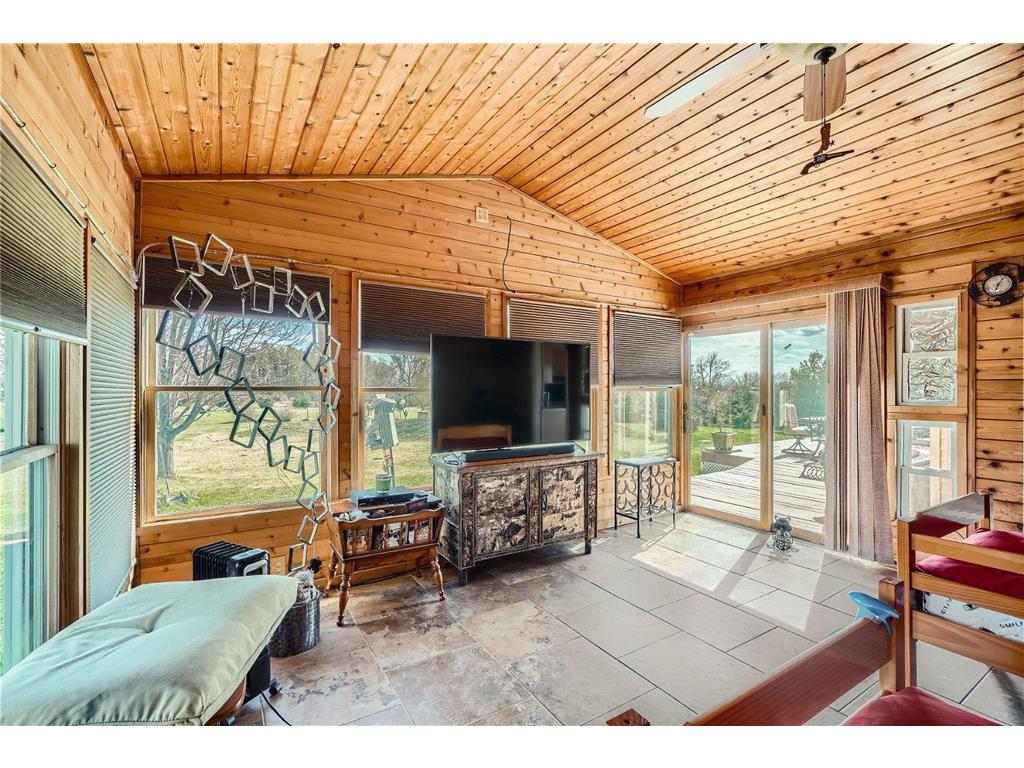 12511 40th Street N, Stillwater, MN, 55082 | MLS: 6557000 | Edina Realty