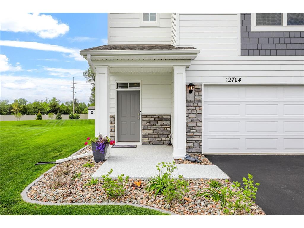 12724 Erskin Street NE, Blaine, MN, 55449 | MLS: 6574107 | Edina Realty