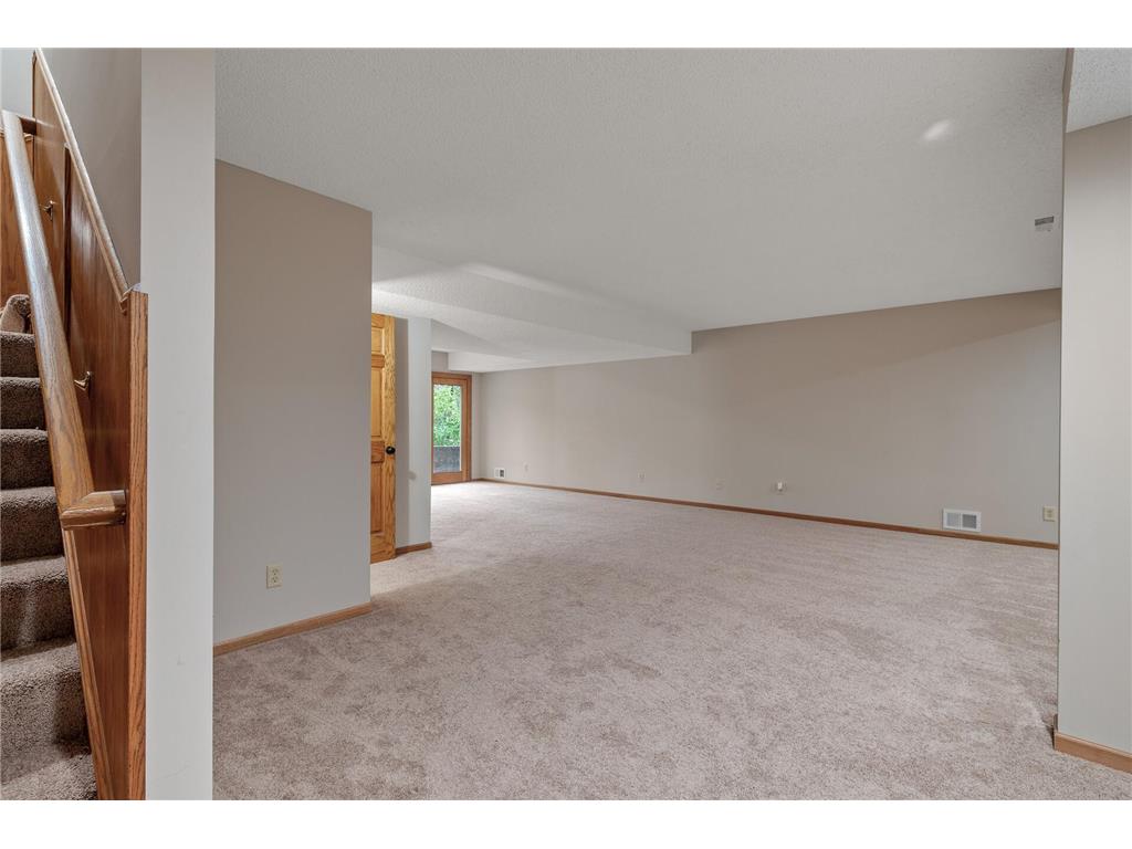 12728 Diamond Drive, Burnsville, MN, 55337 | MLS: 6604869 | Edina Realty