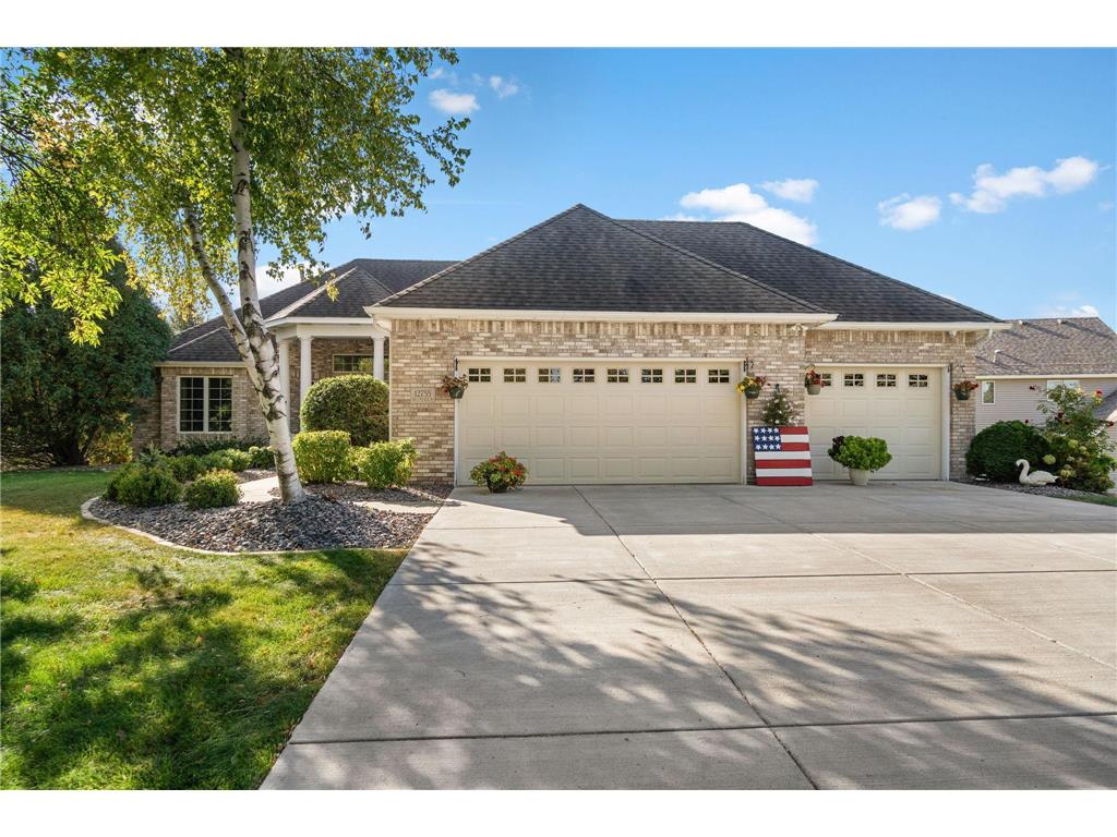 12755 42nd Place N, Plymouth, MN, 55442 | MLS: 7001070 | Edina Realty