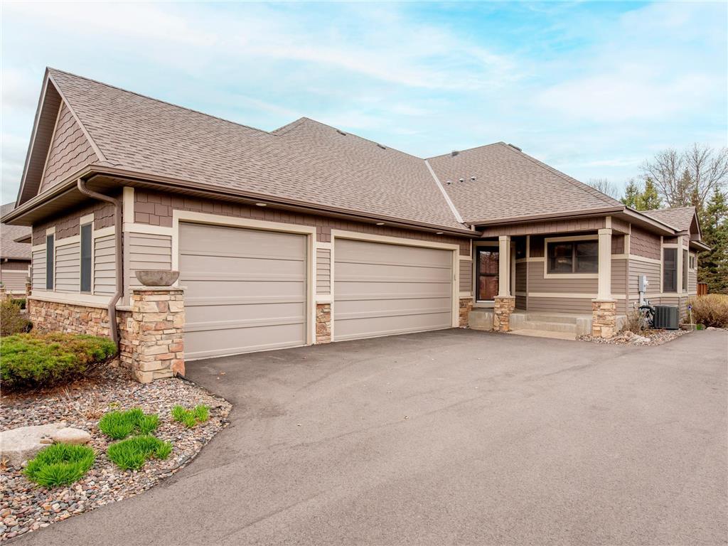 1276 Holly Avenue N, Oakdale, MN, 55128 | MLS: 6711121 | Edina Realty