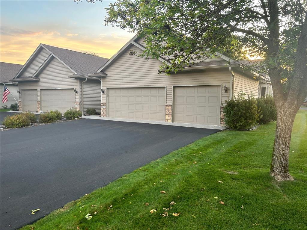 12779 Ferrara Avenue N, Hugo, MN, 55038 | MLS: 6553354 | Edina Realty