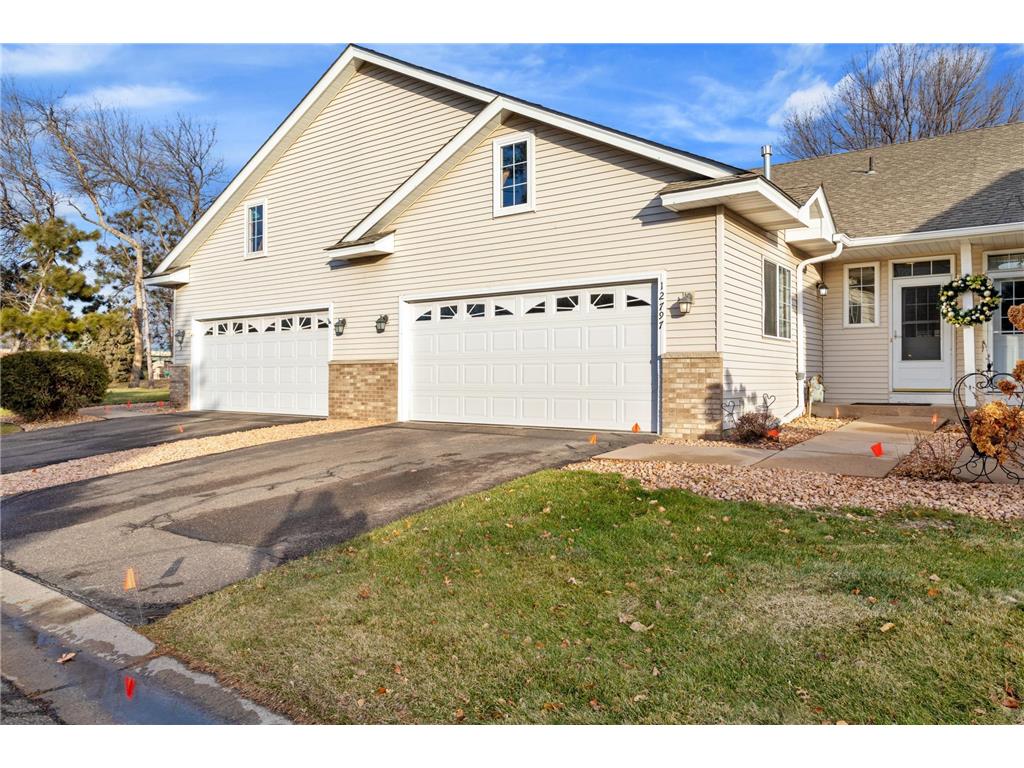 12797 Ulysses Circle NE, Blaine, MN, 55434 | MLS: 6466723 | Edina Realty