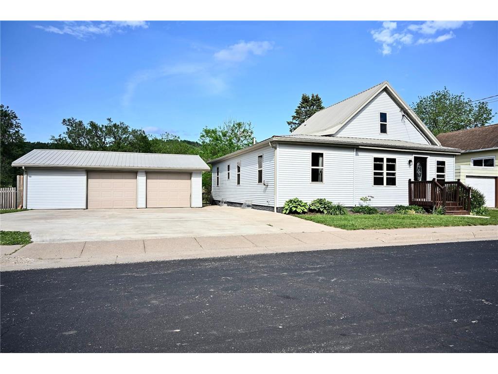 128 Washington Street, Rollingstone, MN, 55969 | MLS: 7082138 | Edina ...