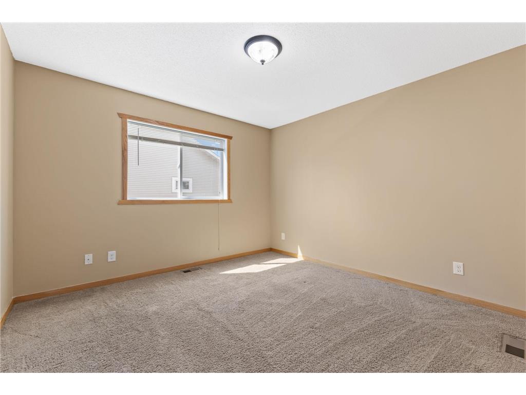 1283 County Road D Circle E #A, Vadnais Heights, MN, 55109 | MLS ...