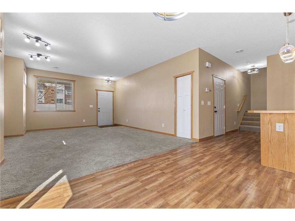 1283 County Road D Circle E #A, Vadnais Heights, MN, 55109 | MLS ...