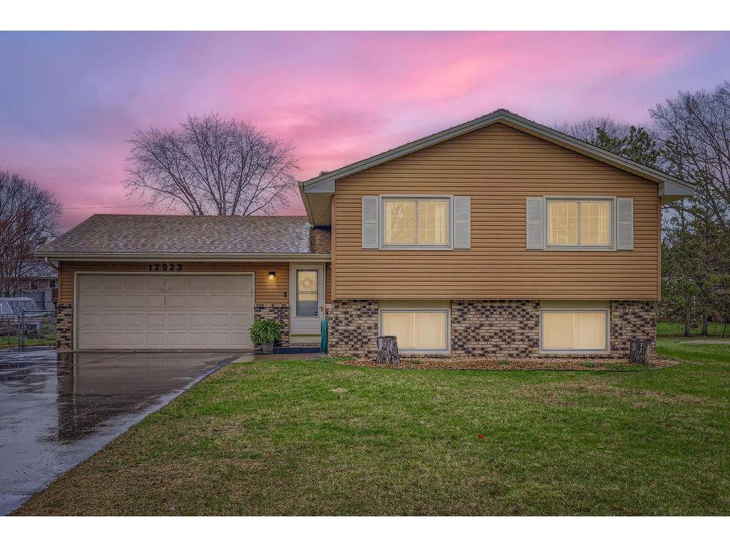 12923 Taylor Street NE, Blaine, MN, 55434 | MLS: 6712404 | Edina Realty