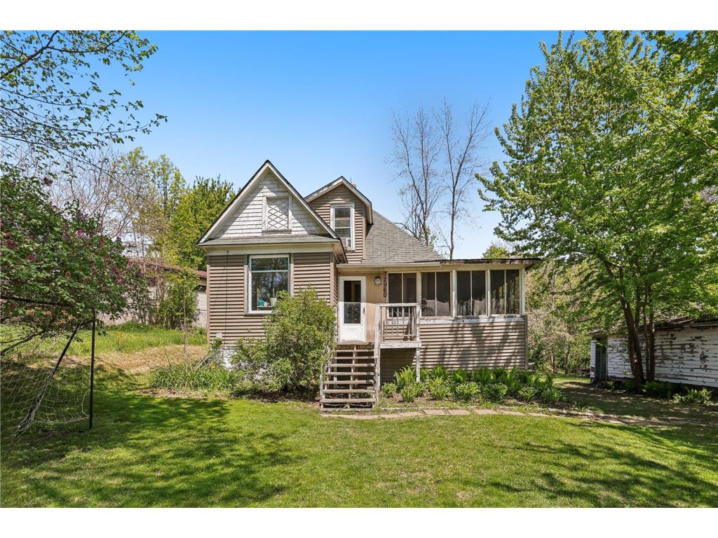 12960 Pleasant Avenue, Lindstrom, MN, 55045 | MLS: 6652007 | Edina Realty