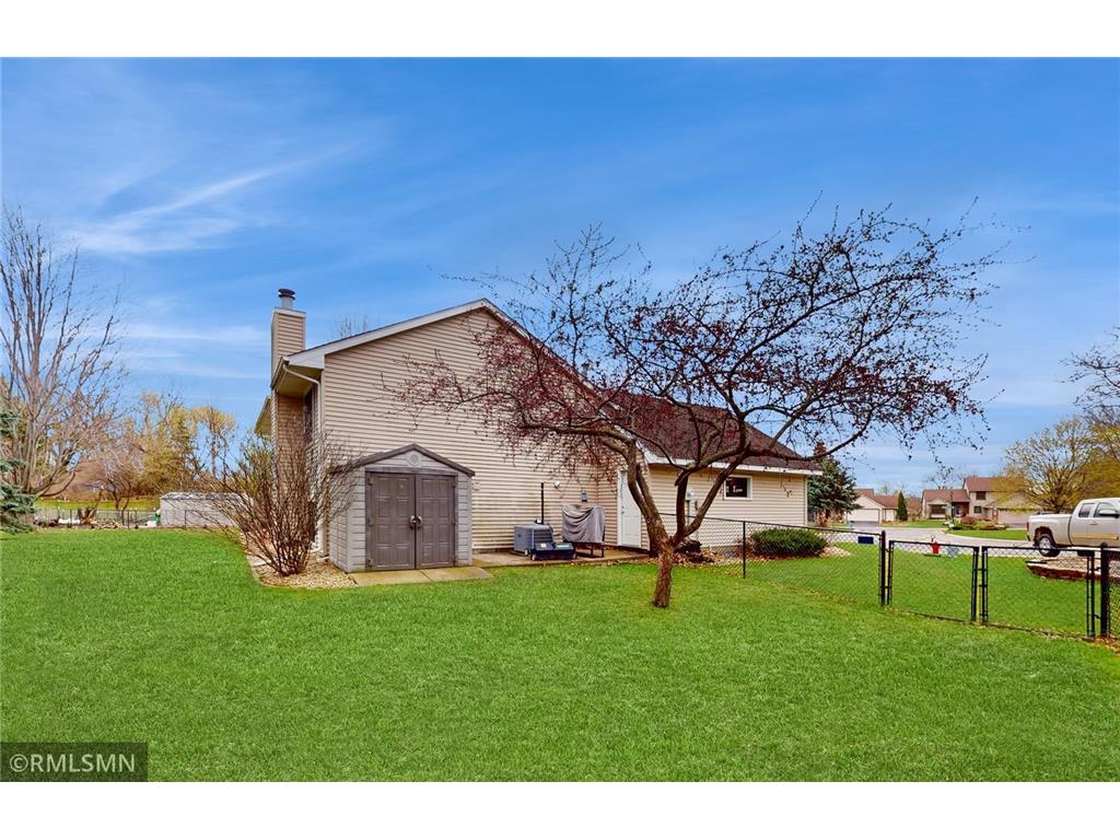 12988 87th Avenue N, Maple Grove, MN, 55369 | MLS: 6519978 | Edina Realty