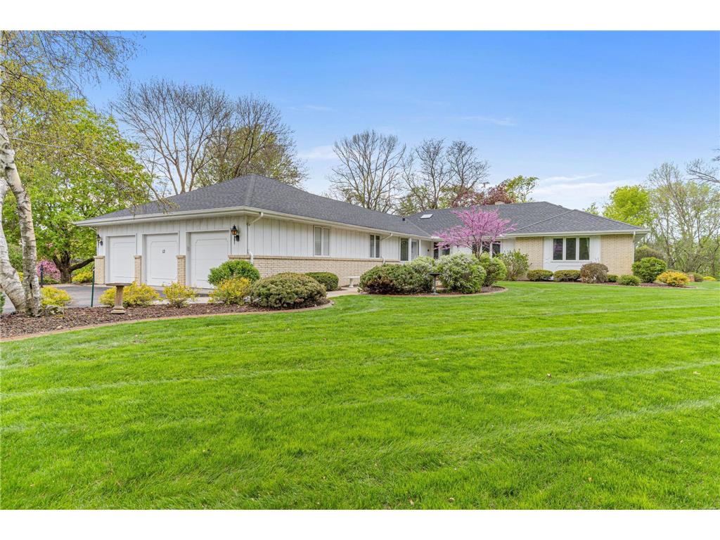 13 Ridge Road, North Oaks, MN, 55127 | MLS: 6530360 | Edina Realty