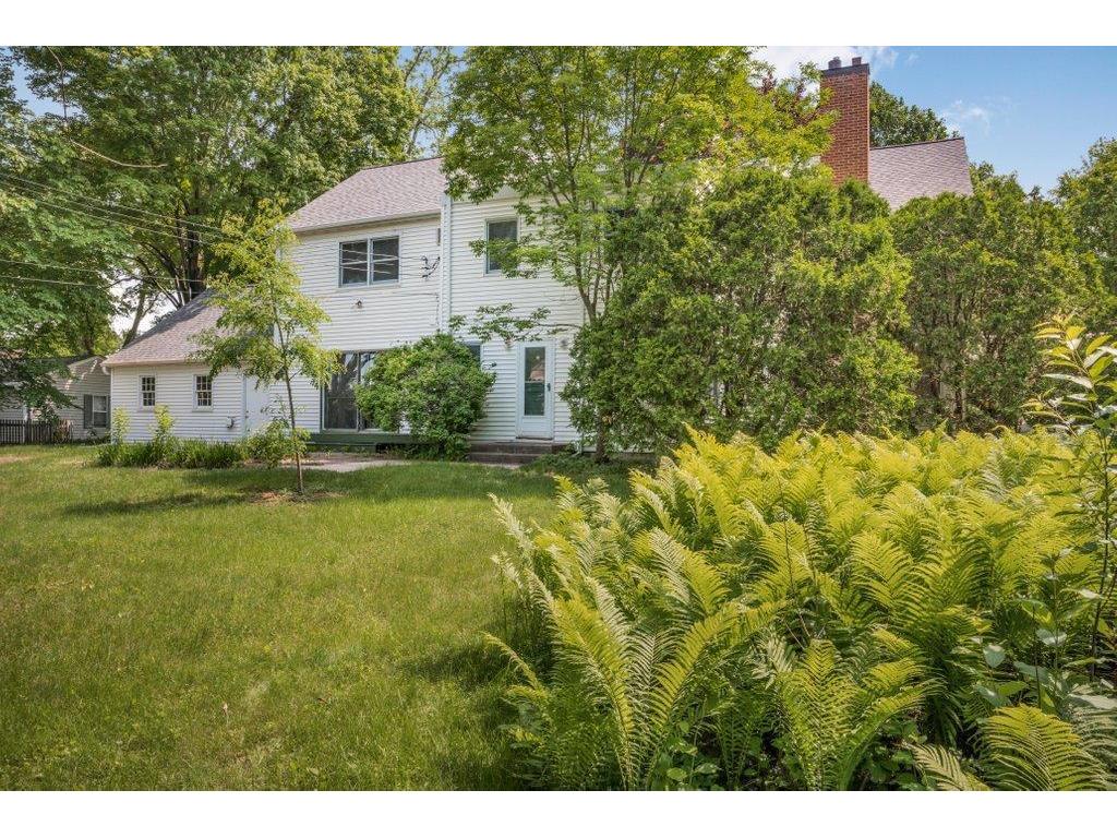 130 Holly Road, Hopkins, MN, 55343 | MLS: 6703500 | Edina Realty