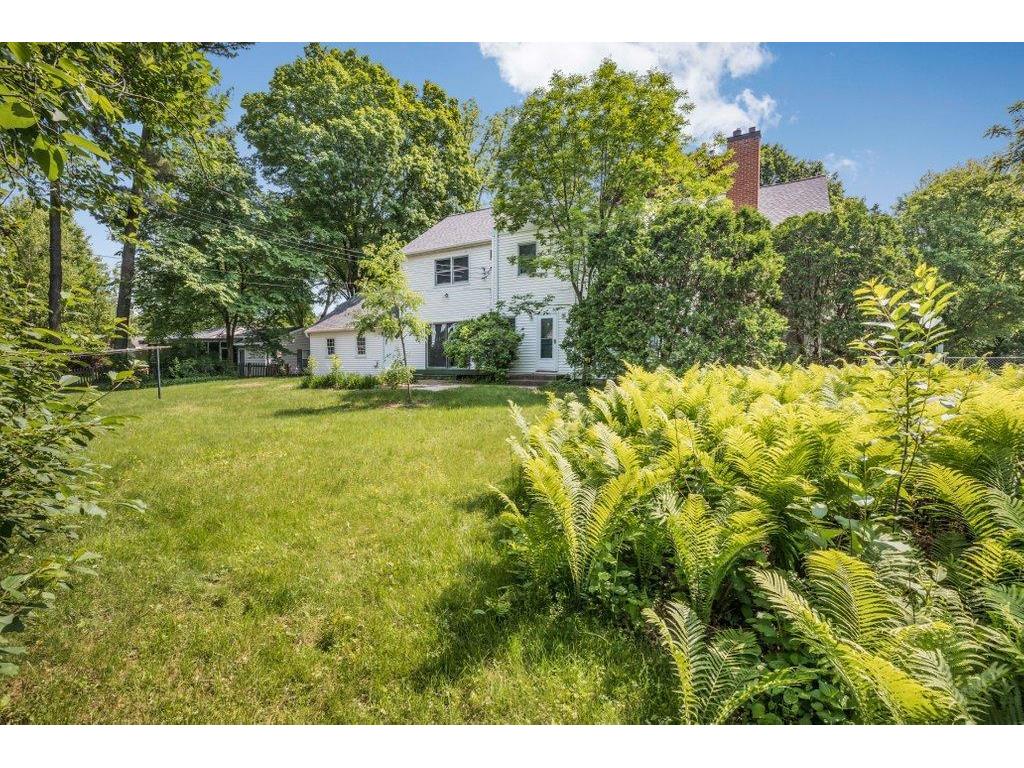 130 Holly Road, Hopkins, MN, 55343 | MLS: 6703500 | Edina Realty