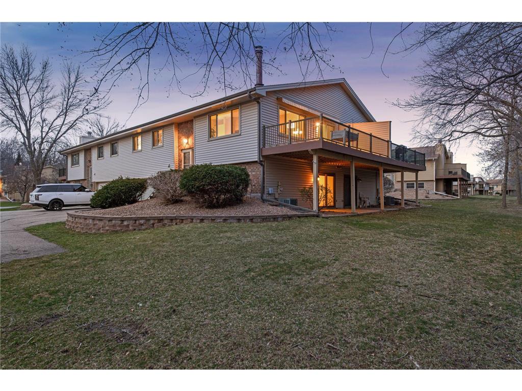 13009 45th Avenue N, Plymouth, MN, 55442 | MLS: 6513231 | Edina Realty