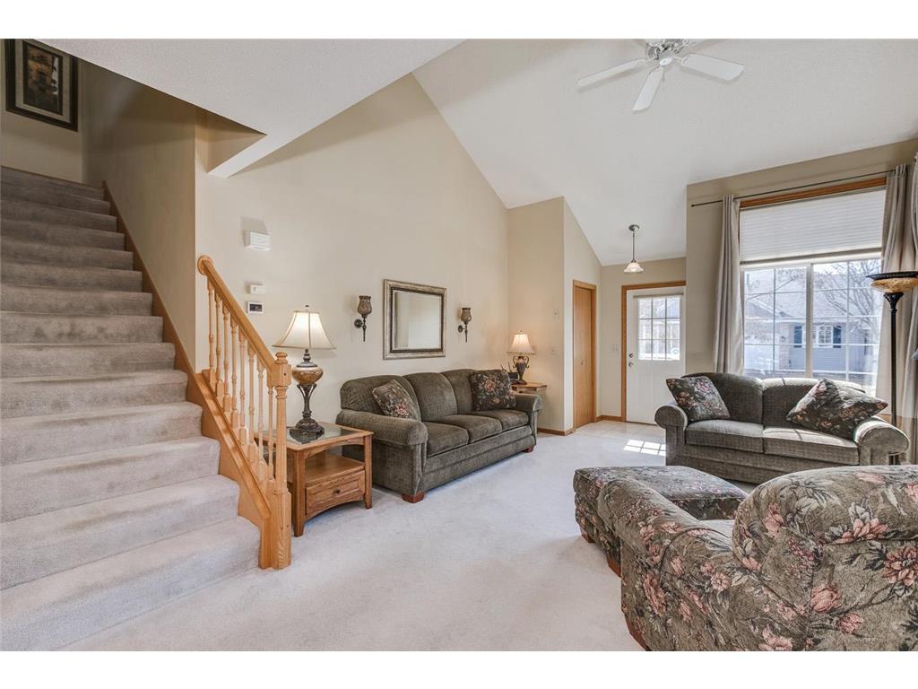13023 Garrett Lane, Apple Valley, MN, 55124 | MLS: 6497689 | Edina Realty
