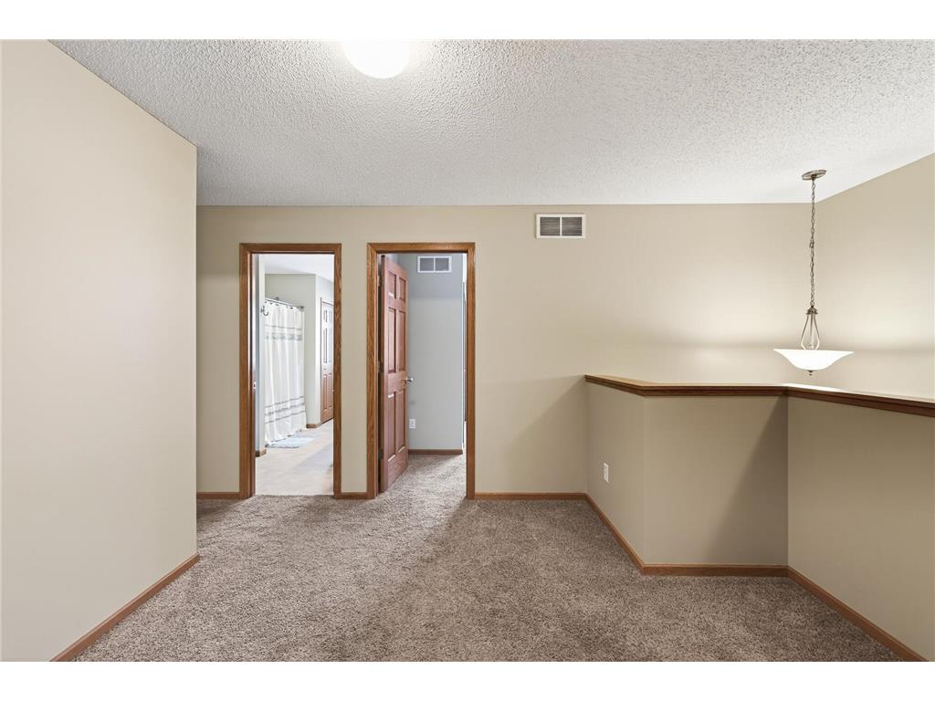 13040 Europa Trail Way N #G, Hugo, MN, 55038 | MLS: 7029369 | Edina Realty