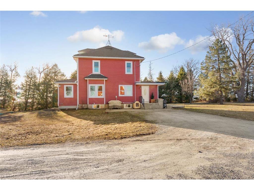 13046 565th Street, West Concord, MN, 55985 | MLS: 6500203 | Edina Realty