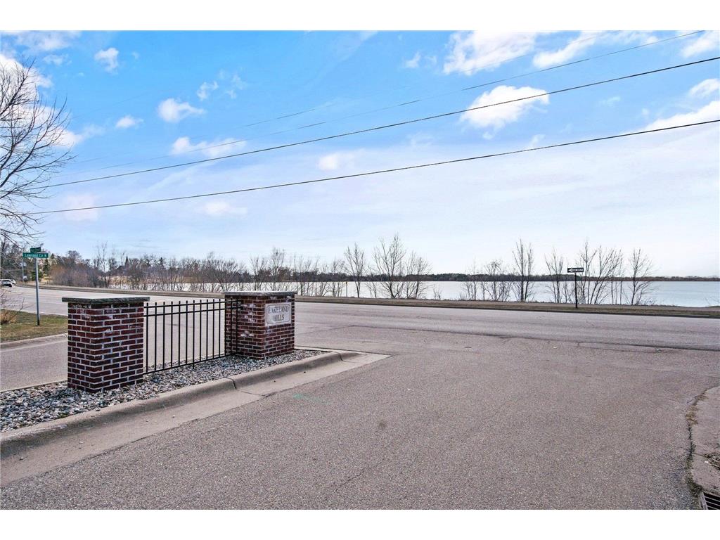 1306 Everett Street S, Stillwater, MN, 55082 | MLS: 6454481 | Edina Realty